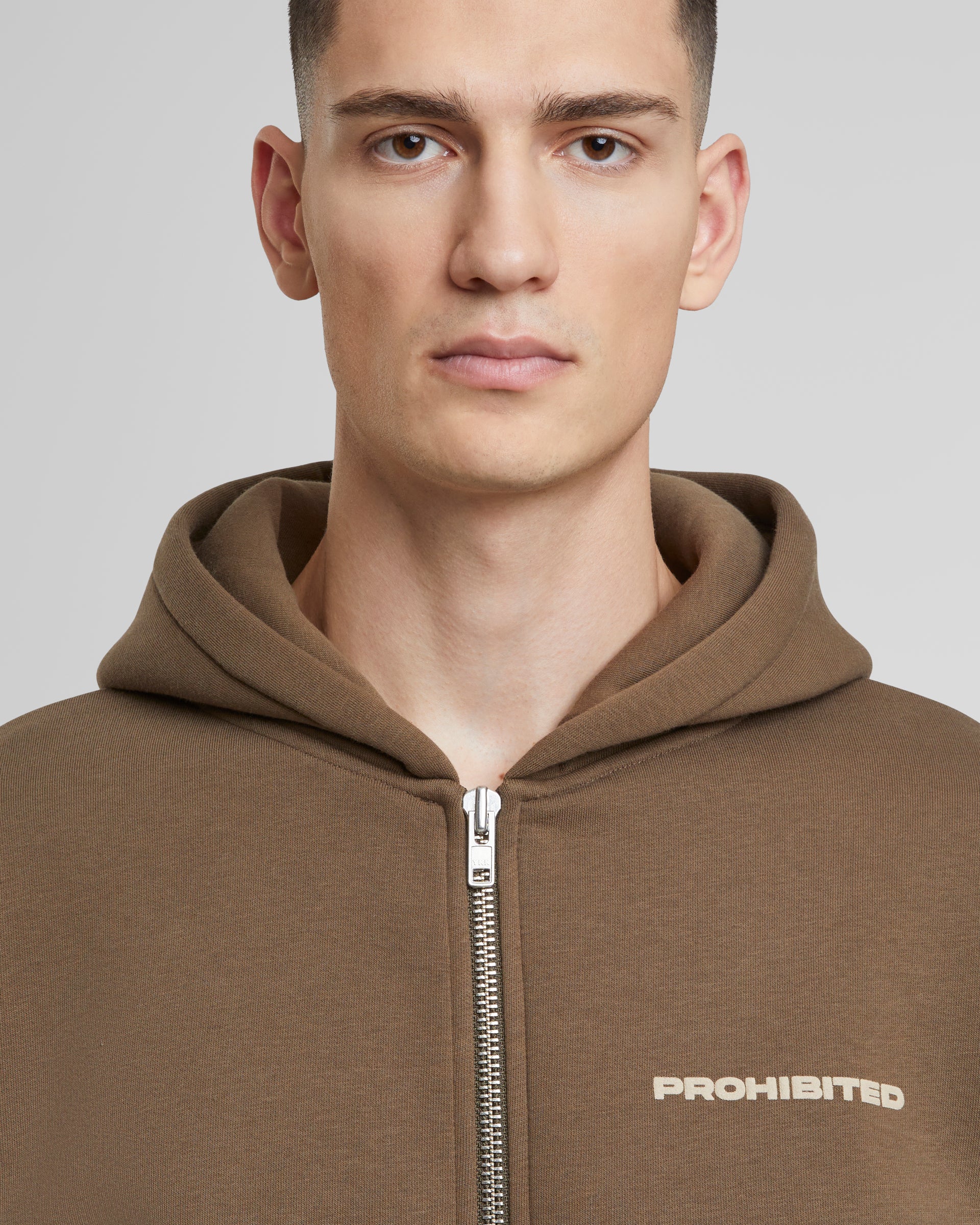 10119 Zip-Hoodie Mokka – Prohibited